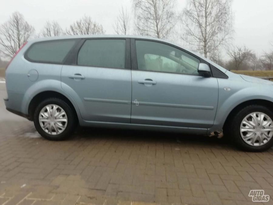 Zils Ford Focus 2007 Marijampole, ar dzinēja tilpumu 1.60 L un nobraukumu 300 tūkst. km par 900 €, foto 3 vietnē AUTOMOTO.COM.LV