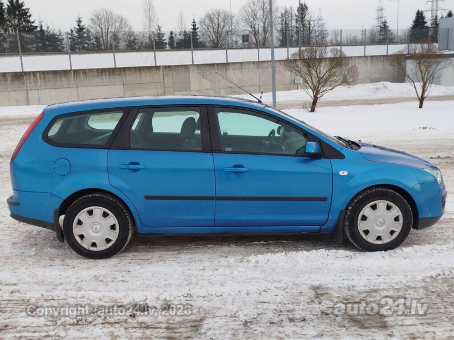 Blue Ford Focus 2007 in Tartu, with an engine capacity of 1.40 L and mileage of 125 thousand km for 2000 €, photo 8 on AUTOMOTO.COM.LV