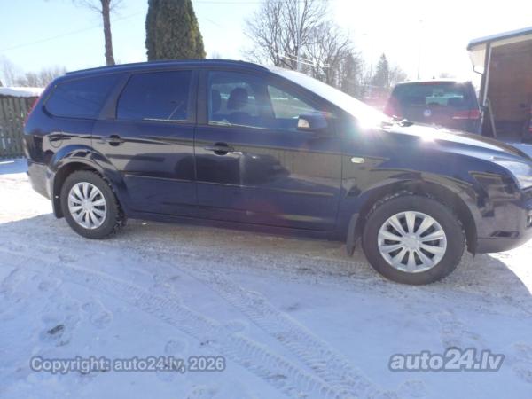 Blue Ford Focus 2007 in Jogeva, with an engine capacity of 1.60 L and mileage of 230 thousand km for 2499 €, photo 5 on AUTOMOTO.COM.LV