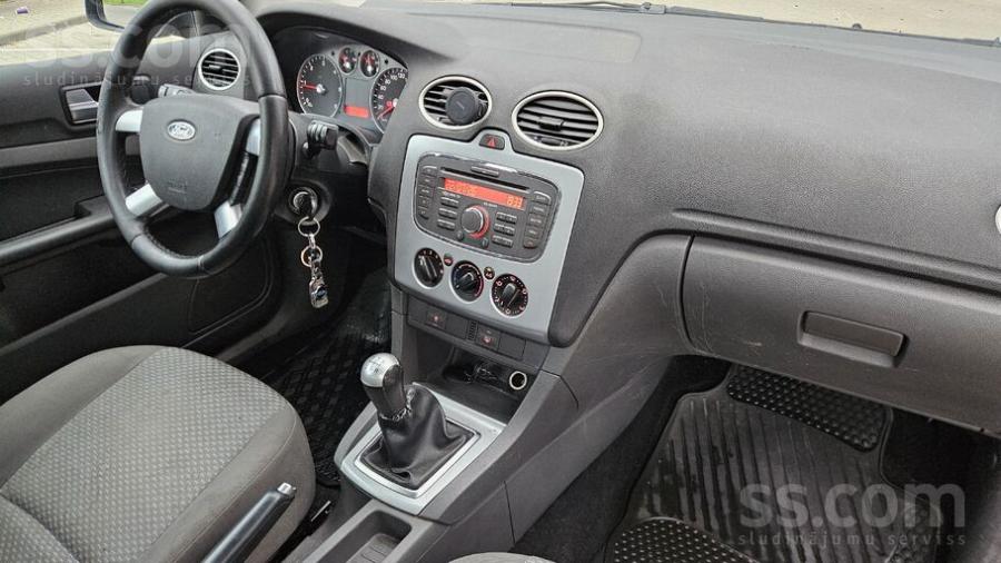 Zils Ford Focus 2007 Rīga, ar dzinēja tilpumu 1.60 L un nobraukumu 425 tūkst. km par 650 €, foto 3 vietnē AUTOMOTO.COM.LV