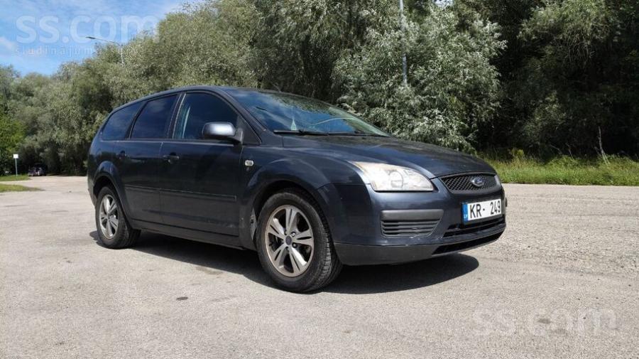 Blue Ford Focus 2007 in Riga, with an engine capacity of 1.60 L and mileage of 318 thousand km for 1000 €, photo 1 on AUTOMOTO.COM.LV