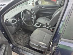 Blue Ford Focus 2007 in Klaipeda, with an engine capacity of 1.56 L and mileage of 502 thousand km for 550 €, photo 9 on AUTOMOTO.COM.LV