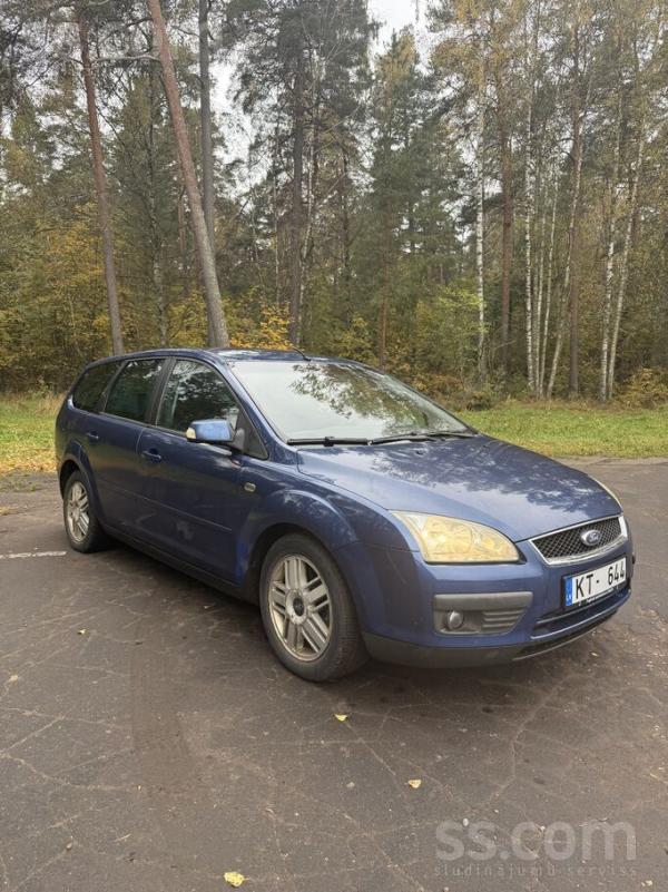 Blue Ford Focus 2007 in Riga, with an engine capacity of 2.00 L and mileage of 400 thousand km for 1500 €, photo 3 on AUTOMOTO.COM.LV