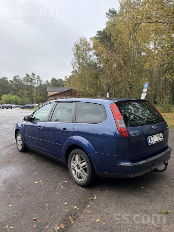 Blue Ford Focus 2007 in Riga, with an engine capacity of 2.00 L and mileage of 400 thousand km for 1500 €, photo 4 on AUTOMOTO.COM.LV