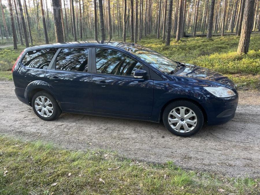Zils Ford Focus 2008 Rīga, ar dzinēja tilpumu 1.60 L un nobraukumu 307 tūkst. km par 1700 €, foto 3 vietnē AUTOMOTO.COM.LV