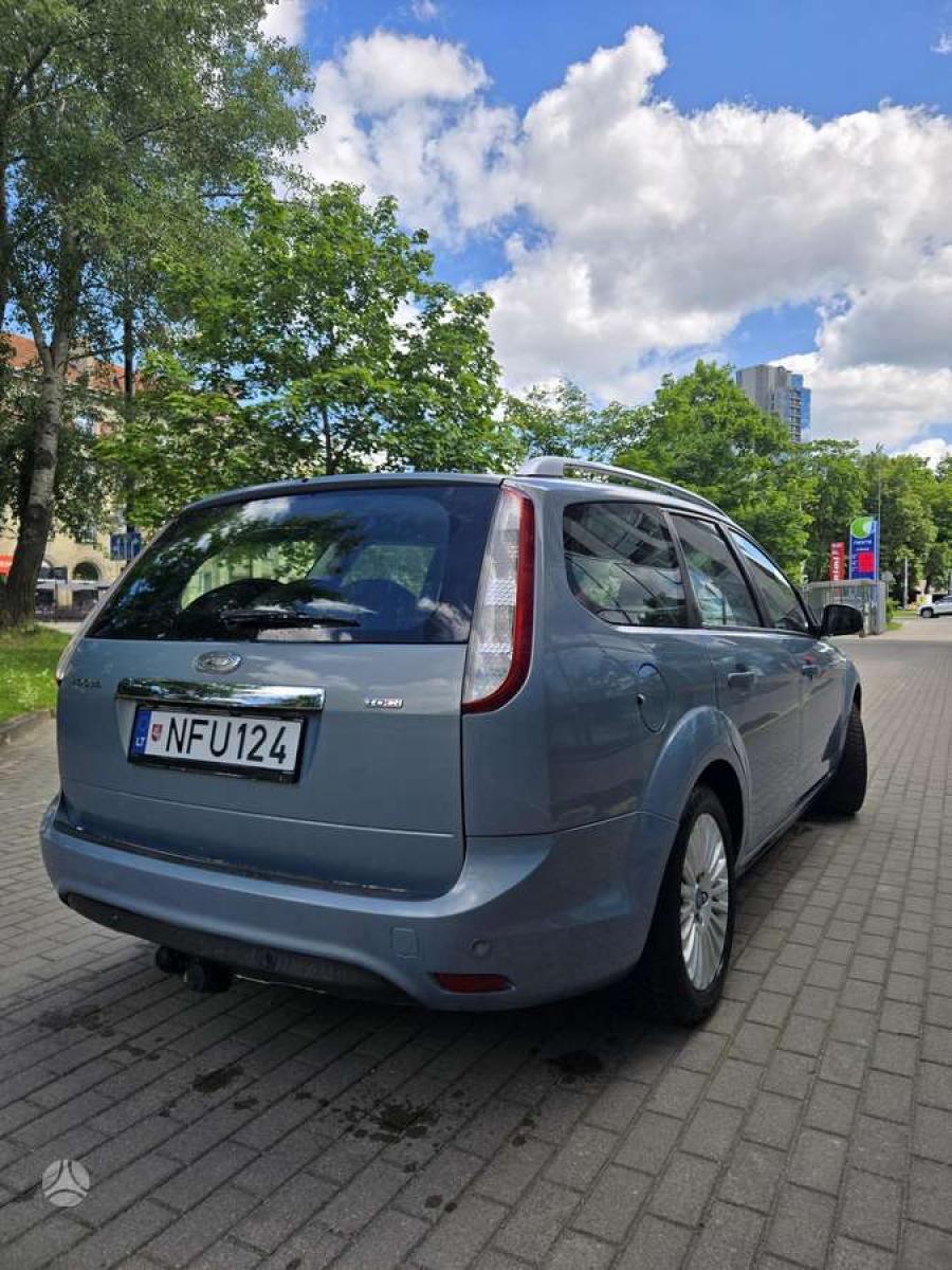 Blue Ford Focus 2008 in Vilnius, with an engine capacity of 1.56 L and mileage of 286 thousand km for 2050 €, photo 5 on AUTOMOTO.COM.LV