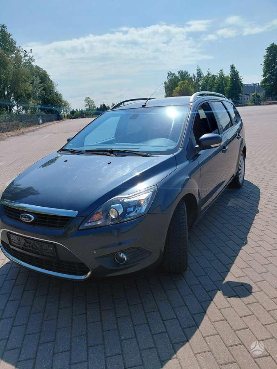 Blue Ford Focus 2008 in Marijampole, with an engine capacity of 1.80 L and mileage of 280 thousand km for 1650 €, photo 3 on AUTOMOTO.COM.LV