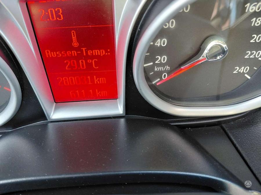 Blue Ford Focus 2008 in Marijampole, with an engine capacity of 1.80 L and mileage of 280 thousand km for 1650 €, photo 15 on AUTOMOTO.COM.LV