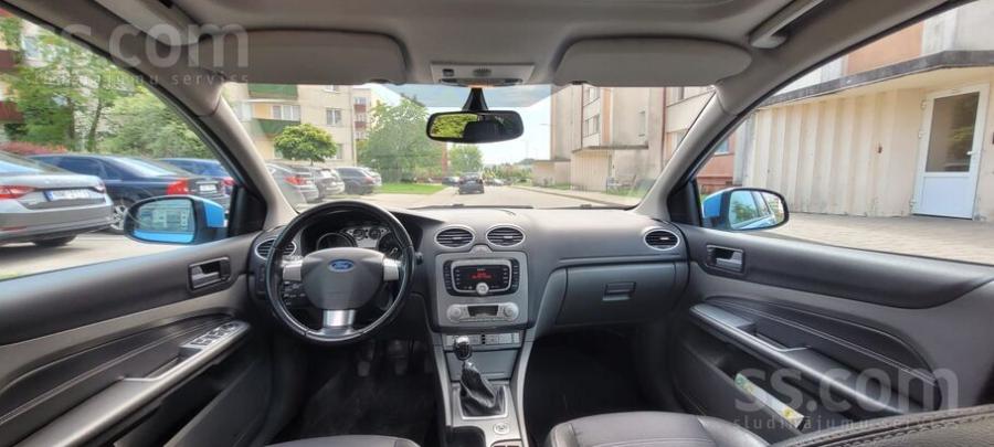 Blue Ford Focus 2009 in Aizkraukle, with an engine capacity of 2.00 L and mileage of 269 thousand km for 1950 €, photo 10 on AUTOMOTO.COM.LV
