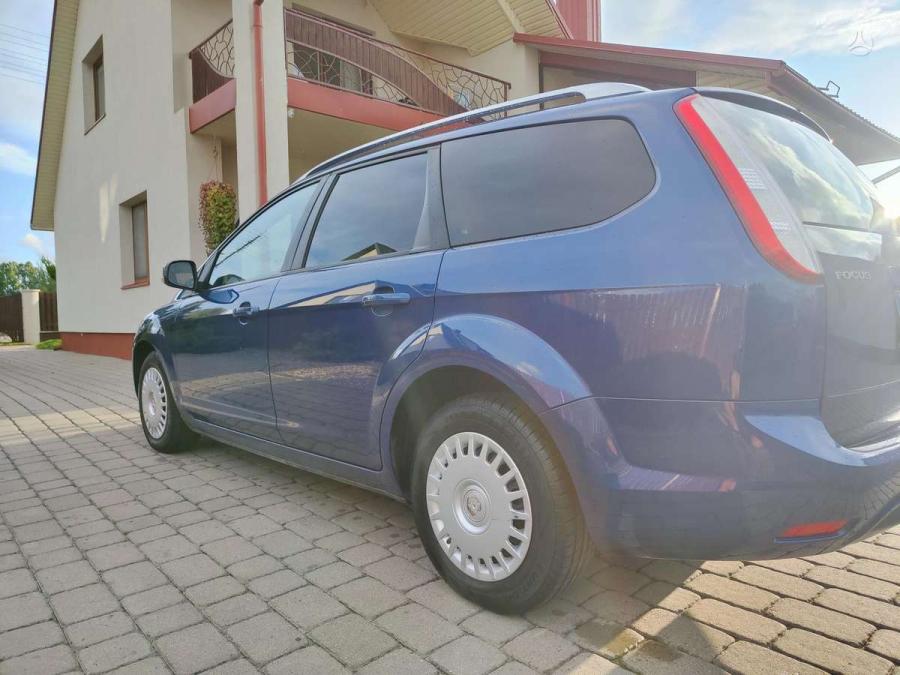 Zils Ford Focus 2009 Marijampole, ar dzinēja tilpumu 1.60 L un nobraukumu 238 tūkst. km par 1499 €, foto 29 vietnē AUTOMOTO.COM.LV