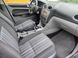 Zils Ford Focus 2009 Marijampole, ar dzinēja tilpumu 1.60 L un nobraukumu 238 tūkst. km par 1499 €, foto 43 vietnē AUTOMOTO.COM.LV