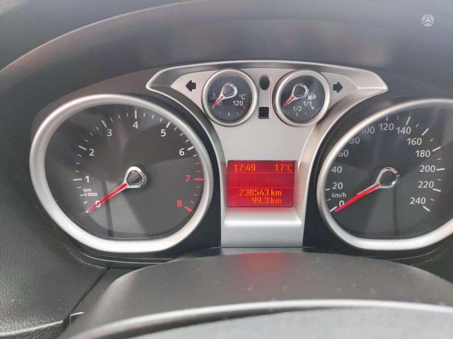Zils Ford Focus 2009 Marijampole, ar dzinēja tilpumu 1.60 L un nobraukumu 238 tūkst. km par 1499 €, foto 51 vietnē AUTOMOTO.COM.LV