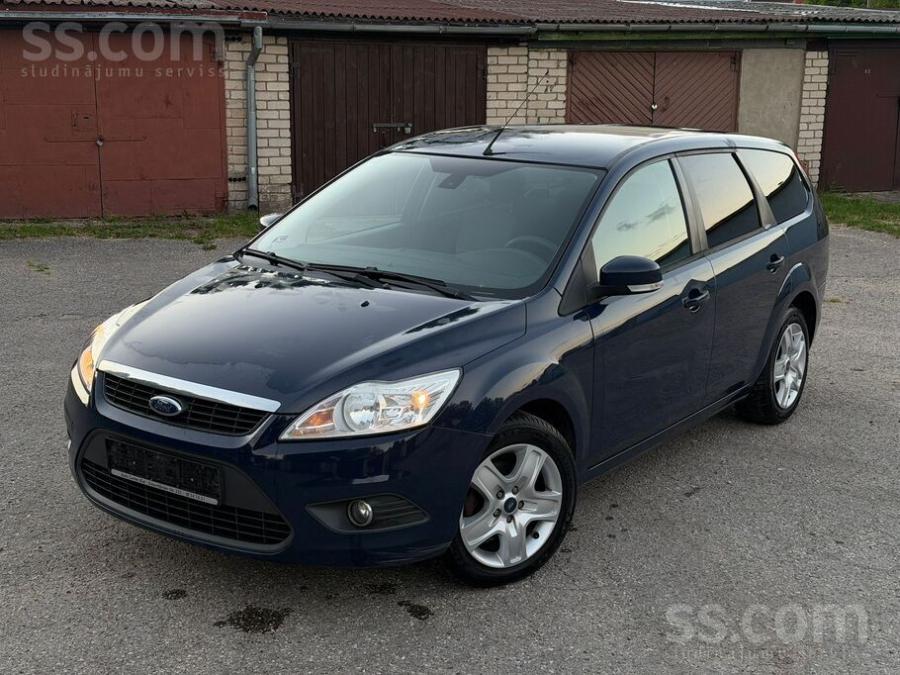 Zils Ford Focus 2010 Ventspils, ar dzinēja tilpumu 1.60 L un nobraukumu 256 tūkst. km par 2250 €, foto 1 vietnē AUTOMOTO.COM.LV