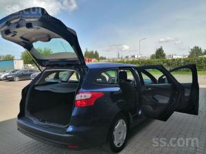 Zils Ford Focus 2011 Rīga, ar dzinēja tilpumu 1.60 L un nobraukumu 231 tūkst. km par 4300 €, foto 14 vietnē AUTOMOTO.COM.LV
