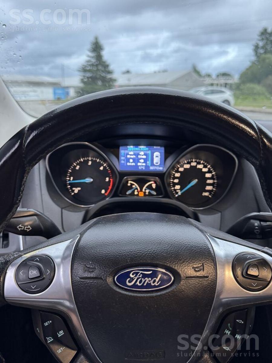 Blue Ford Focus 2011 in Riga, with an engine capacity of 1.50 L and mileage of 387 thousand km for 2490 €, photo 15 on AUTOMOTO.COM.LV