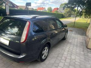 Zils Ford Focus 2011 Viļņa, ar dzinēja tilpumu 1.56 L un nobraukumu 300 tūkst. km par 999 €, foto 5 vietnē AUTOMOTO.COM.LV