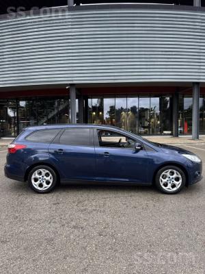 Zils Ford Focus 2011 Rīga, ar dzinēja tilpumu 1.50 L un nobraukumu 388 tūkst. km par 1500 €, foto 5 vietnē AUTOMOTO.COM.LV
