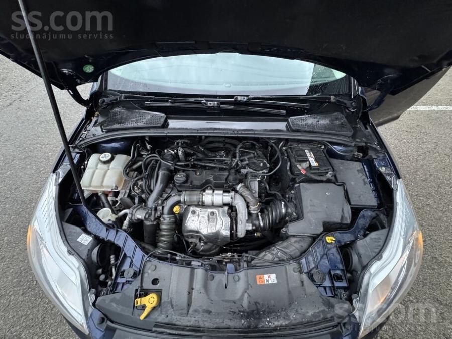 Zils Ford Focus 2011 Rīga, ar dzinēja tilpumu 1.50 L un nobraukumu 388 tūkst. km par 1500 €, foto 9 vietnē AUTOMOTO.COM.LV