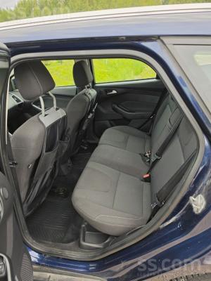 Blue Ford Focus 2011 in Riga, with an engine capacity of 1.60 L and mileage of 286 thousand km for 4100 €, photo 10 on AUTOMOTO.COM.LV
