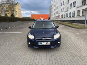 Blue Ford Focus 2012 in Vilnius, with an engine capacity of 1.60 L and mileage of 255 thousand km for 1750 €, photo 3 on AUTOMOTO.COM.LV