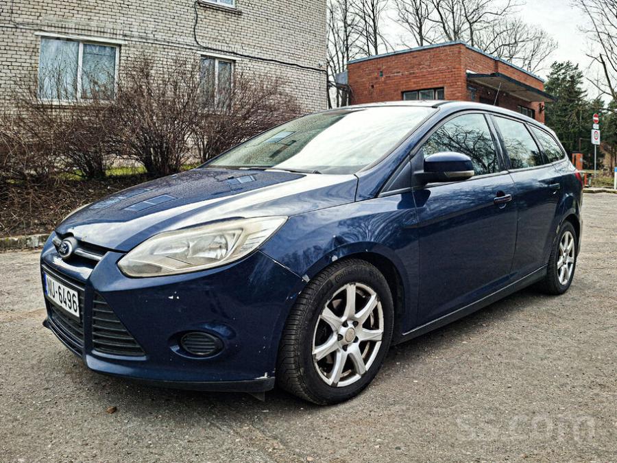 Blue Ford Focus 2012 in Riga, with an engine capacity of 1.60 L and mileage of 0 thousand km for 1500 €, photo 3 on AUTOMOTO.COM.LV