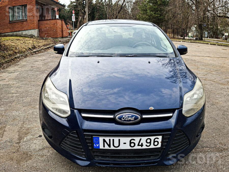 Blue Ford Focus 2012 in Riga, with an engine capacity of 1.60 L and mileage of 0 thousand km for 1500 €, photo 6 on AUTOMOTO.COM.LV