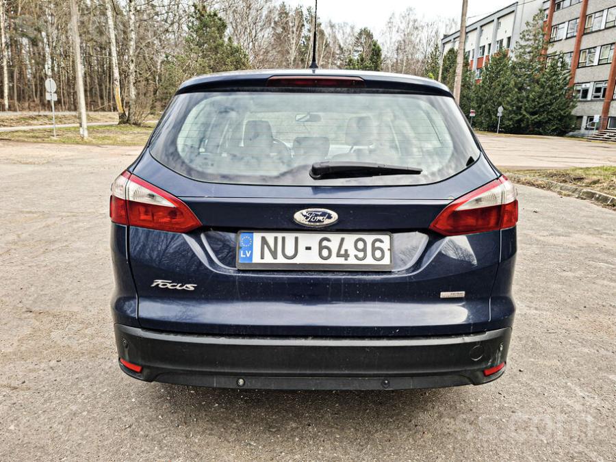 Blue Ford Focus 2012 in Riga, with an engine capacity of 1.60 L and mileage of 0 thousand km for 1500 €, photo 7 on AUTOMOTO.COM.LV