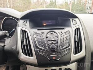 Blue Ford Focus 2012 in Riga, with an engine capacity of 1.60 L and mileage of 0 thousand km for 1500 €, photo 9 on AUTOMOTO.COM.LV