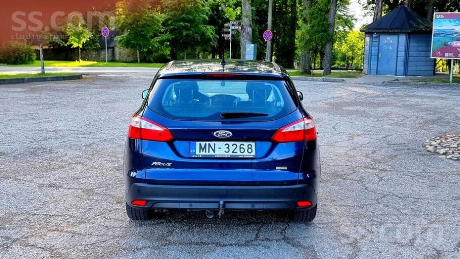 Blue Ford Focus 2012 in Cesis, with an engine capacity of 1.60 L and mileage of 335 thousand km for 2900 €, photo 8 on AUTOMOTO.COM.LV