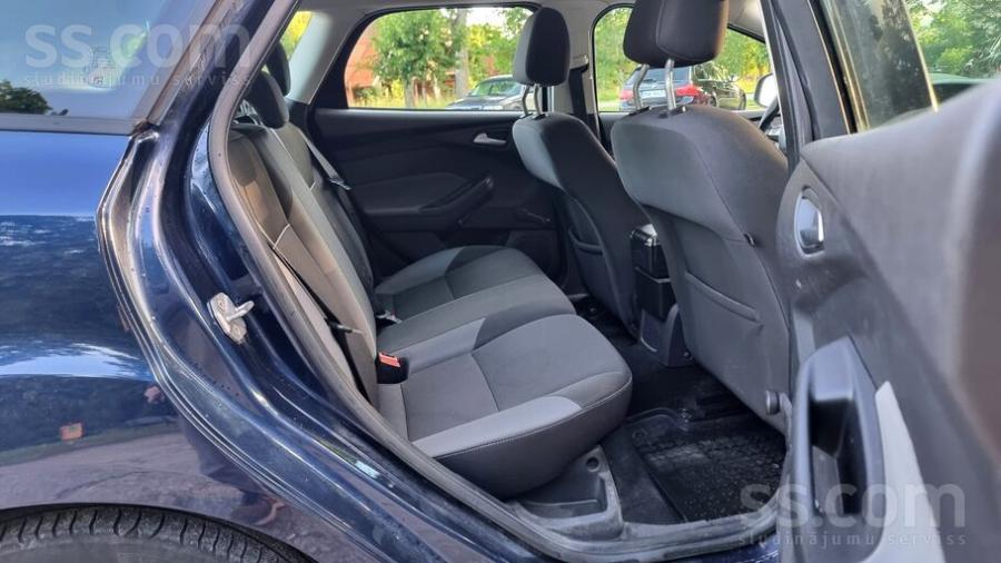 Blue Ford Focus 2012 in Cesis, with an engine capacity of 1.60 L and mileage of 335 thousand km for 2900 €, photo 14 on AUTOMOTO.COM.LV