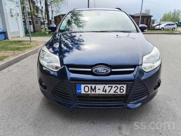 Blue Ford Focus 2012 in Riga, with an engine capacity of 1.60 L and mileage of 208 thousand km for 3650 €, photo 3 on AUTOMOTO.COM.LV
