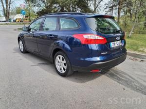 Blue Ford Focus 2012 in Riga, with an engine capacity of 1.60 L and mileage of 208 thousand km for 3650 €, photo 7 on AUTOMOTO.COM.LV