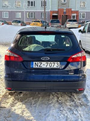 Blue Ford Focus 2012 in Riga, with an engine capacity of 1.00 L and mileage of 256 thousand km for 3999 €, photo 3 on AUTOMOTO.COM.LV