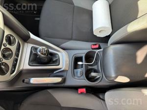 Blue Ford Focus 2012 in Riga, with an engine capacity of 1.00 L and mileage of 256 thousand km for 3999 €, photo 15 on AUTOMOTO.COM.LV