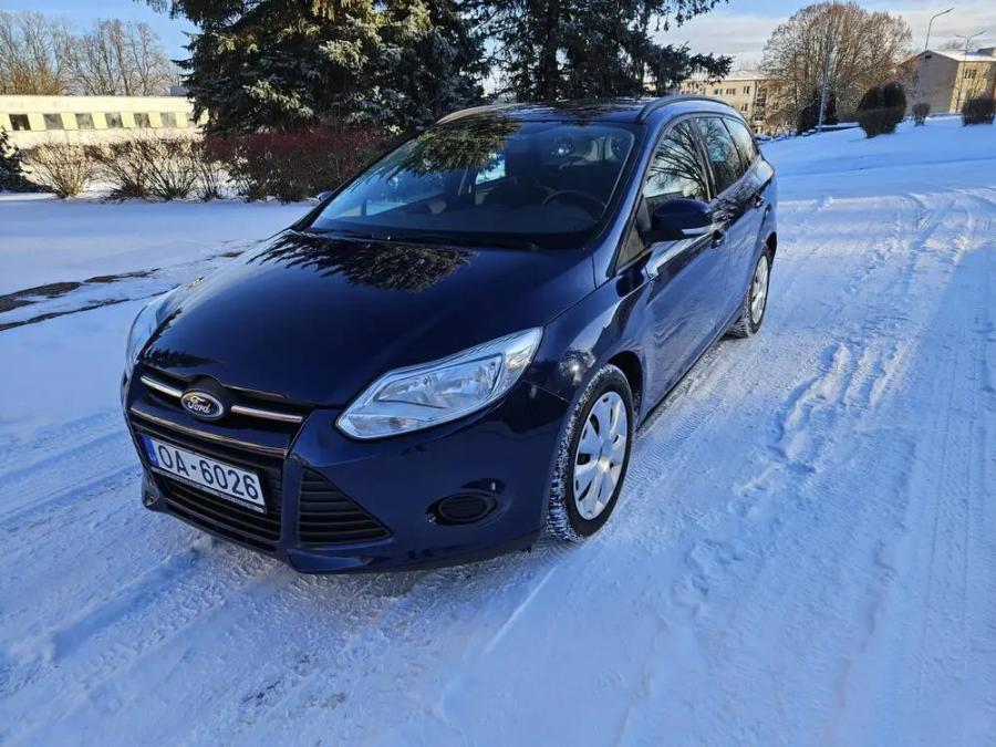Blue Ford Focus 2012 in Jekabpils, with an engine capacity of 1.60 L and mileage of 257 thousand km for 4490 €, photo 1 on AUTOMOTO.COM.LV