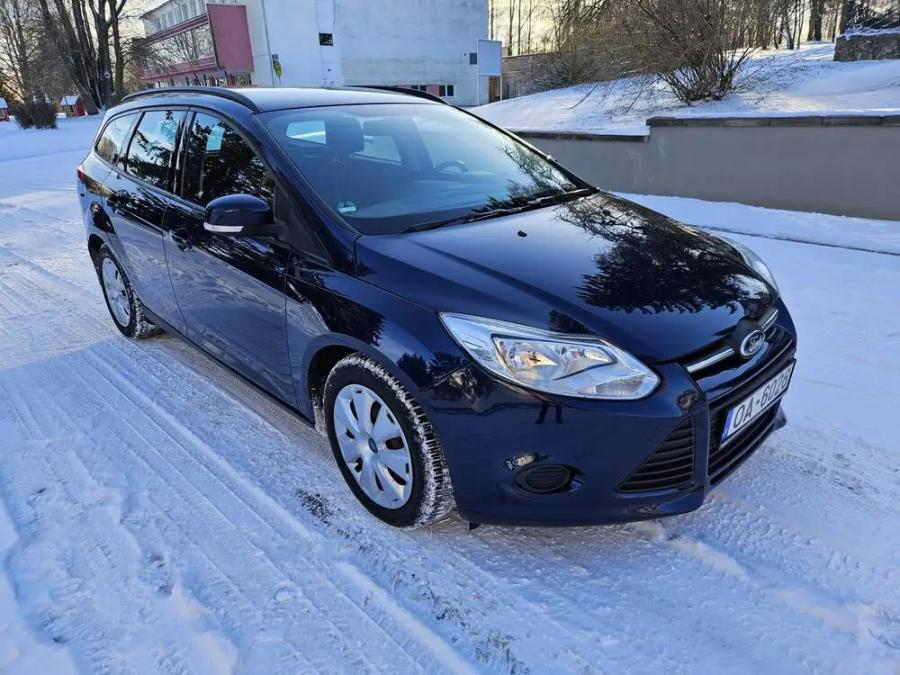 Blue Ford Focus 2012 in Jekabpils, with an engine capacity of 1.60 L and mileage of 257 thousand km for 4490 €, photo 4 on AUTOMOTO.COM.LV