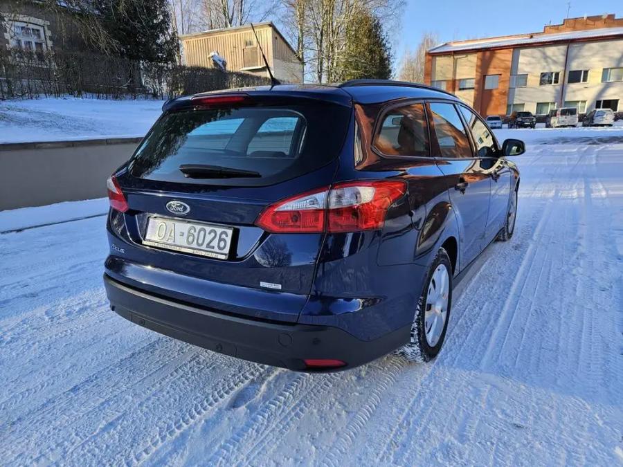 Blue Ford Focus 2012 in Jekabpils, with an engine capacity of 1.60 L and mileage of 257 thousand km for 4490 €, photo 7 on AUTOMOTO.COM.LV