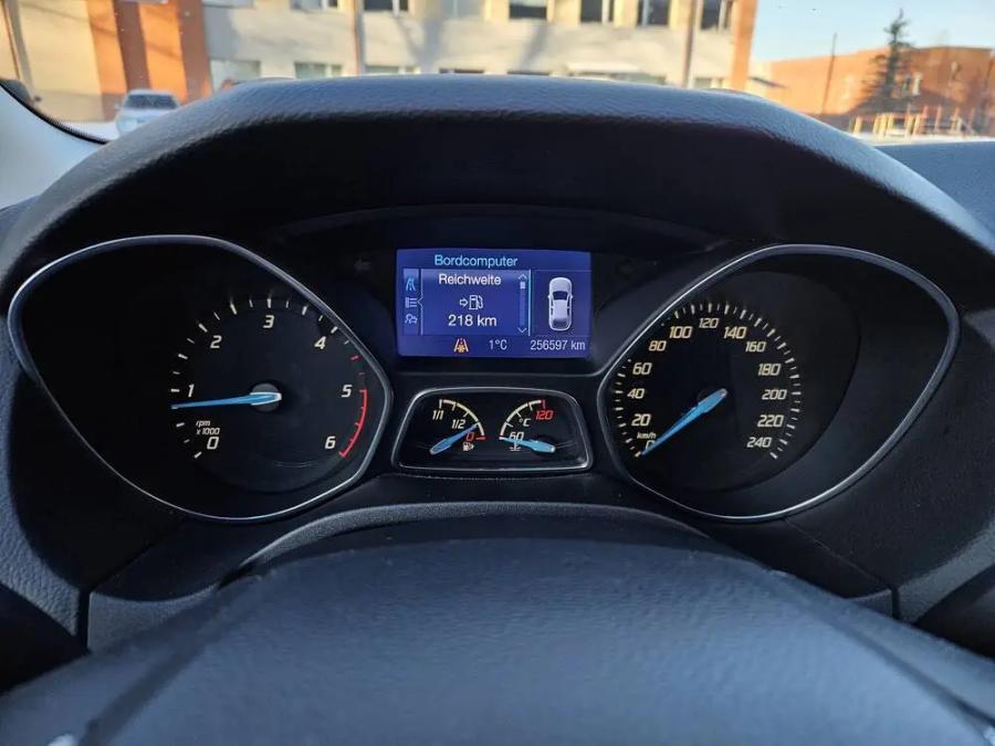 Blue Ford Focus 2012 in Jekabpils, with an engine capacity of 1.60 L and mileage of 257 thousand km for 4490 €, photo 27 on AUTOMOTO.COM.LV