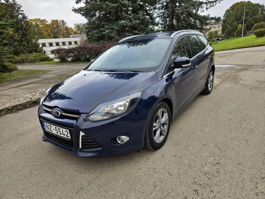 Blue Ford Focus 2012 in Jekabpils, with an engine capacity of 1.60 L and mileage of 276 thousand km for 4590 €, photo 1 on AUTOMOTO.COM.LV