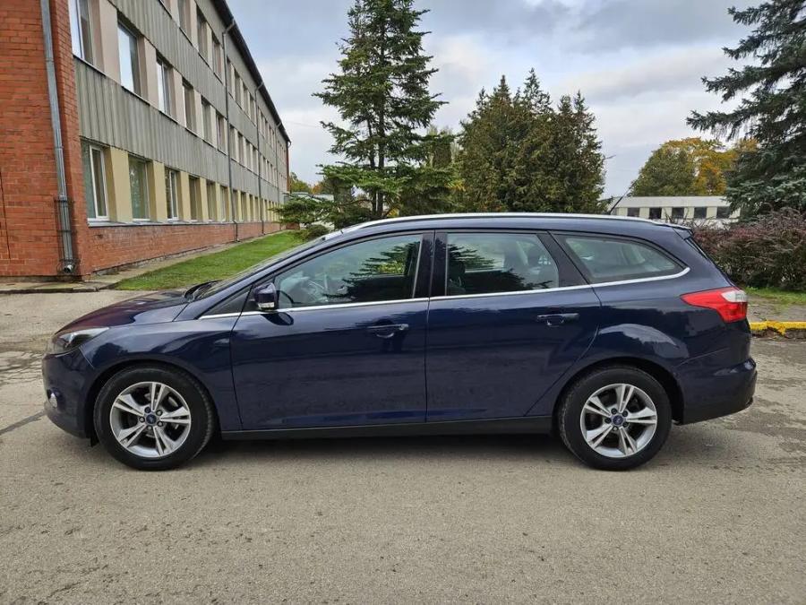 Blue Ford Focus 2012 in Jekabpils, with an engine capacity of 1.60 L and mileage of 276 thousand km for 4590 €, photo 12 on AUTOMOTO.COM.LV