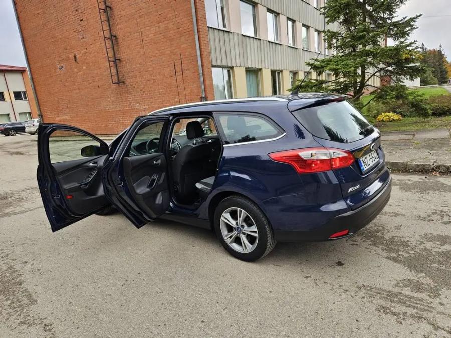 Blue Ford Focus 2012 in Jekabpils, with an engine capacity of 1.60 L and mileage of 276 thousand km for 4590 €, photo 16 on AUTOMOTO.COM.LV