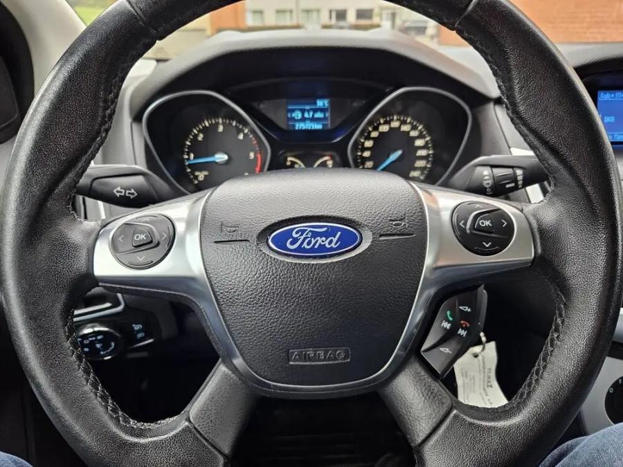 Blue Ford Focus 2012 in Jekabpils, with an engine capacity of 1.60 L and mileage of 276 thousand km for 4590 €, photo 30 on AUTOMOTO.COM.LV
