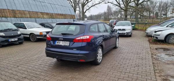 Zils Ford Focus 2012 Valmiera, ar dzinēja tilpumu 1.60 L un nobraukumu 327 tūkst. km par 2800 €, foto 3 vietnē AUTOMOTO.COM.LV