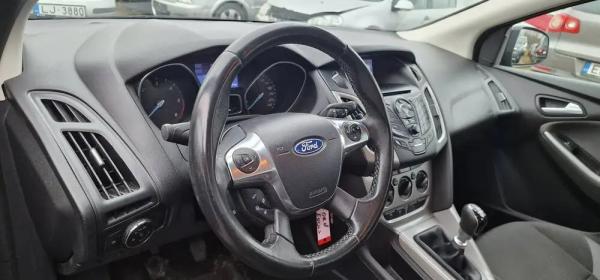 Zils Ford Focus 2012 Valmiera, ar dzinēja tilpumu 1.60 L un nobraukumu 327 tūkst. km par 2800 €, foto 8 vietnē AUTOMOTO.COM.LV