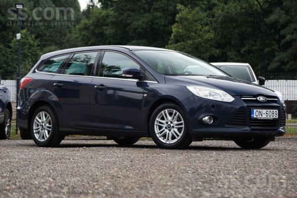 Blue Ford Focus 2012 in Riga, with an engine capacity of 1.60 L and mileage of 307 thousand km for 2990 €, photo 2 on AUTOMOTO.COM.LV