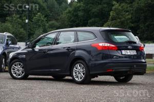 Blue Ford Focus 2012 in Riga, with an engine capacity of 1.60 L and mileage of 307 thousand km for 2990 €, photo 4 on AUTOMOTO.COM.LV