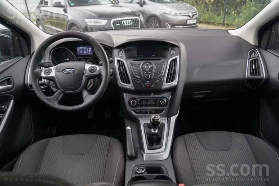 Blue Ford Focus 2012 in Riga, with an engine capacity of 1.60 L and mileage of 307 thousand km for 2990 €, photo 7 on AUTOMOTO.COM.LV