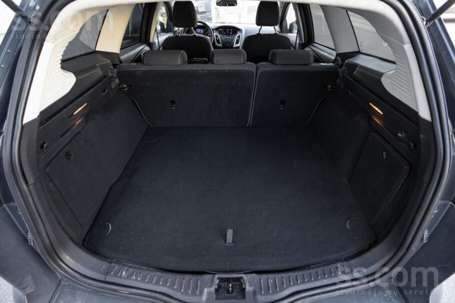 Zils Ford Focus 2012 Tukums, ar dzinēja tilpumu 1.60 L un nobraukumu 0 tūkst. km par 3850 €, foto 24 vietnē AUTOMOTO.COM.LV