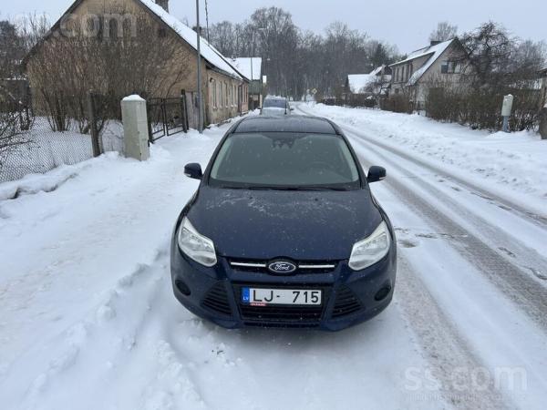 Blue Ford Focus 2013 in Kuldiga, with an engine capacity of 1.60 L and mileage of 286 thousand km for 3550 €, photo 3 on AUTOMOTO.COM.LV