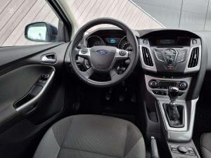 Blue Ford Focus 2013 in Panevezys, with an engine capacity of 1.00 L and mileage of 248 thousand km for 2748 €, photo 6 on AUTOMOTO.COM.LV
